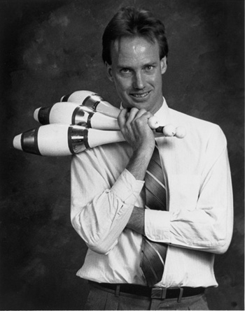 About Kit – Kit Summers — World-Class Juggler, Motivational Speaker ...